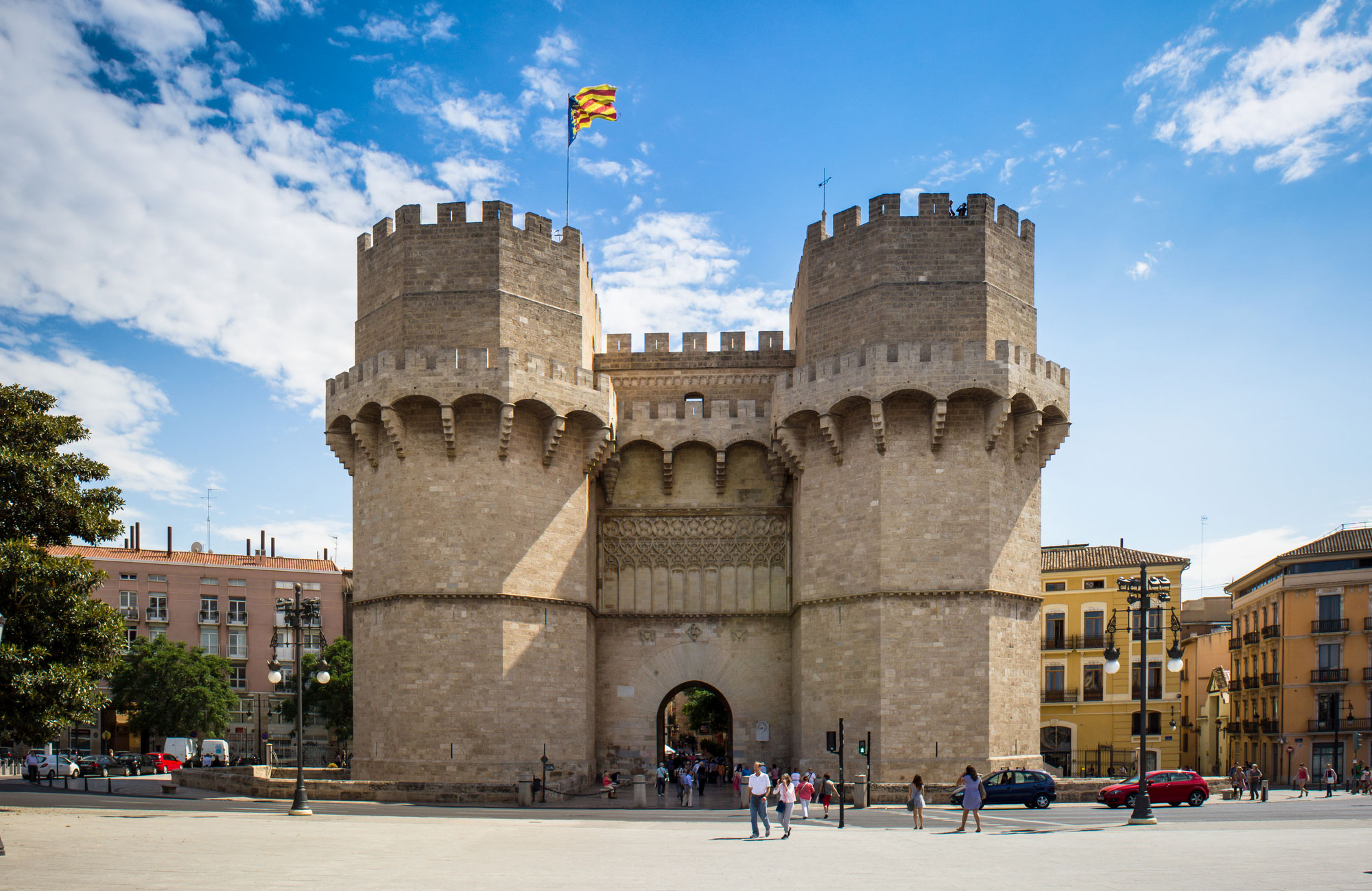 Valencia Travel Guide - Things to do and must-see landmarks in Valencia ...